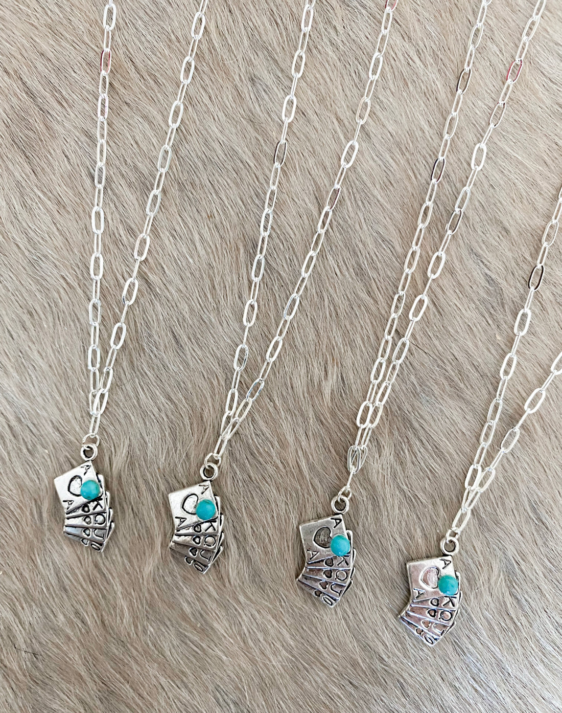 Fold ‘em – Southern Gems Boutique